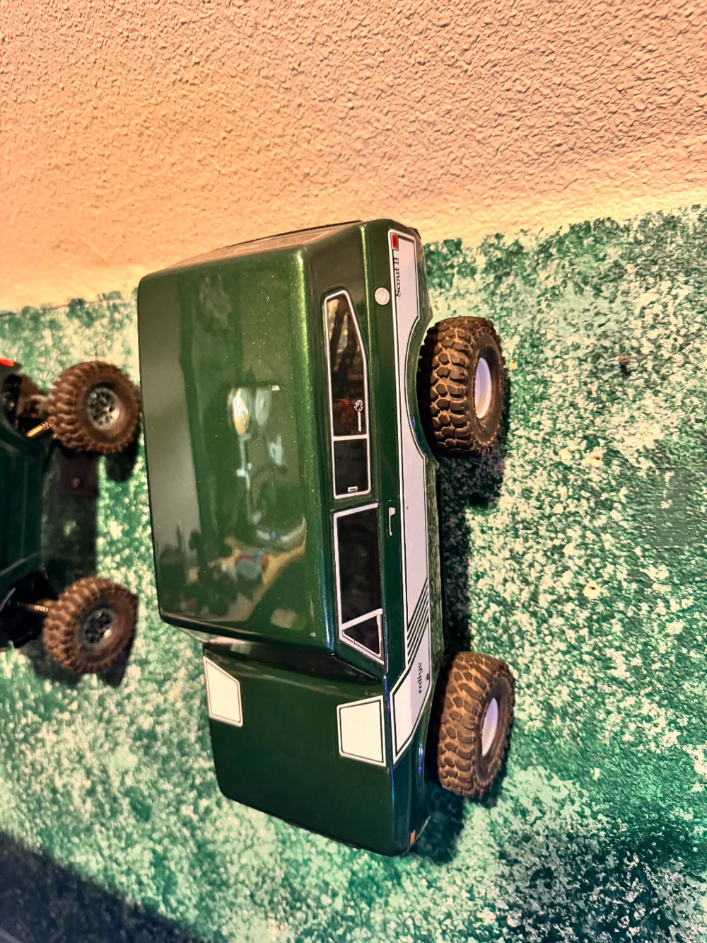 Redcat Ascent 18 wall mount by Kugz93 - MakerWorld