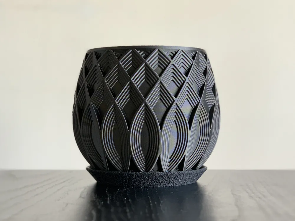 Strata Planter - Modelo gratuito para impressão 3D - MakerWorld