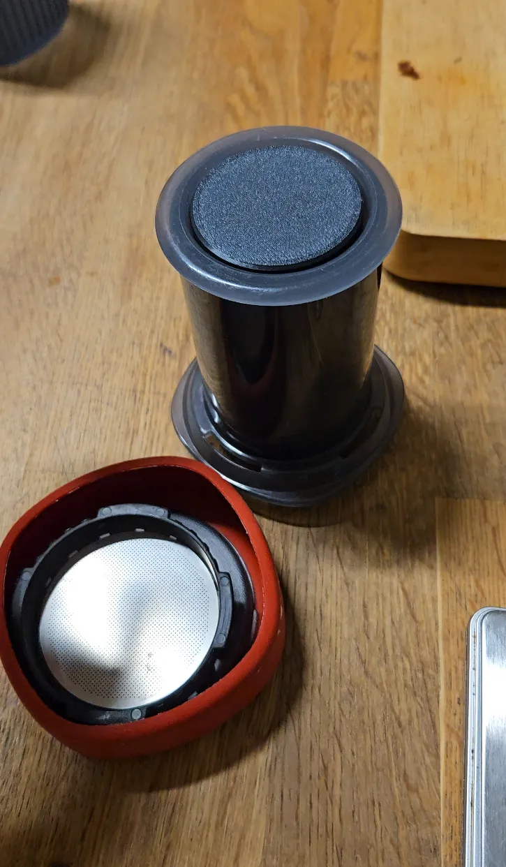 AeroPress Go Coffee Container - Free 3D Print Model - MakerWorld