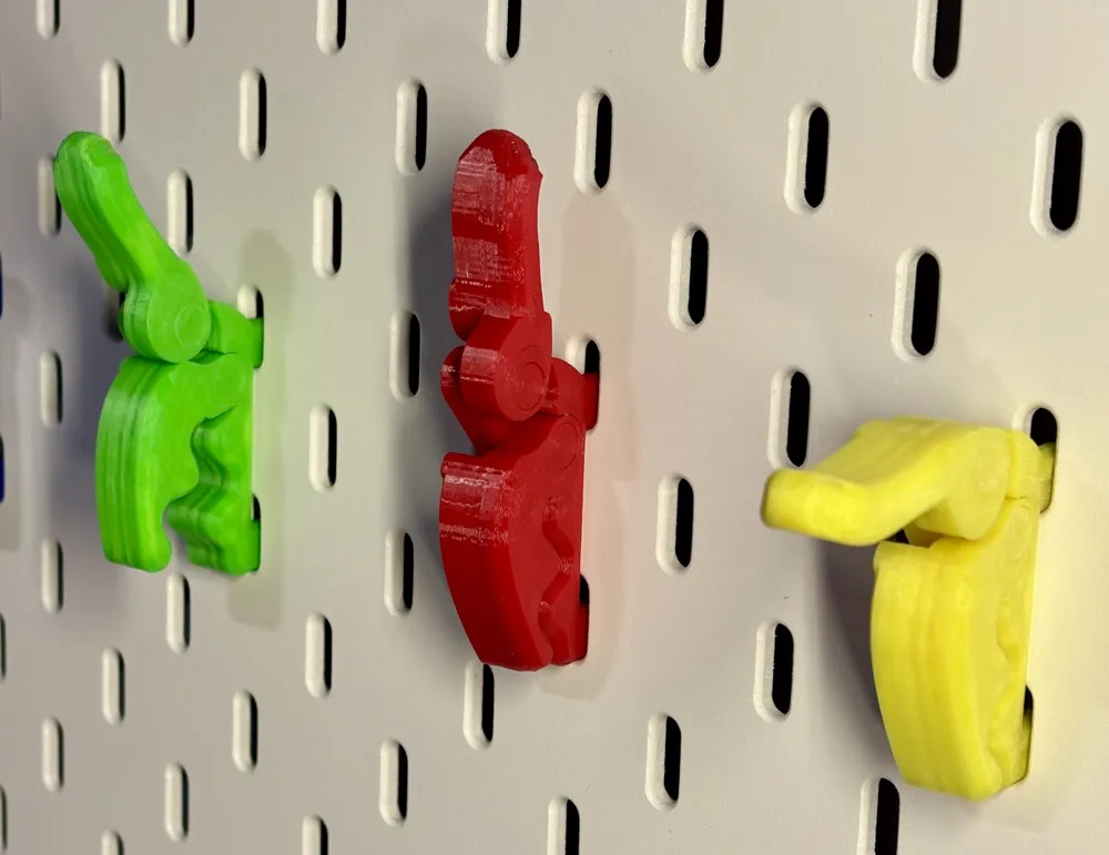 Cam Lock Clip for Skadis-Style Pegboards - Free 3D Print Model - MakerWorld