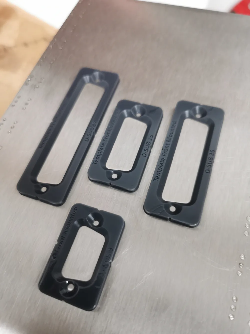 D-SUB cutout template - Free 3D Print Model - MakerWorld
