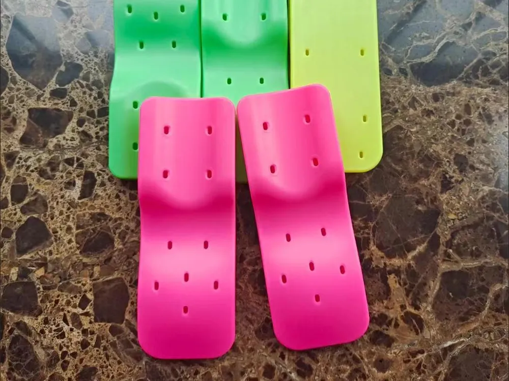 Hospital IV drip, IV injection, infusion, fixed hand and foot splint ...