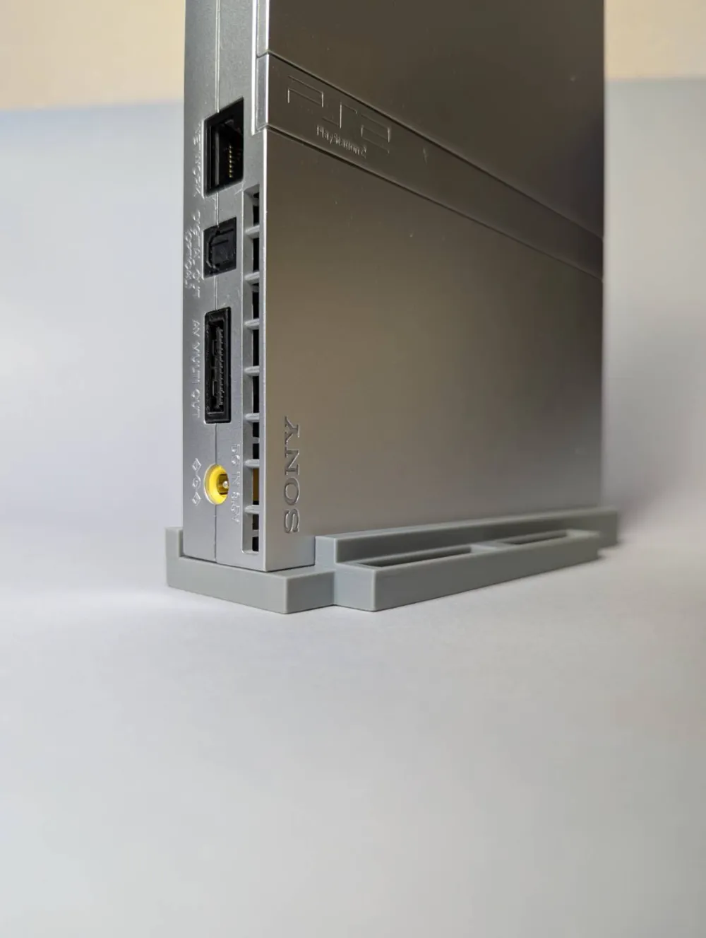 Playstation 2 Slim vertical stand (PS2 slim) by Melkin MakerWorld ...