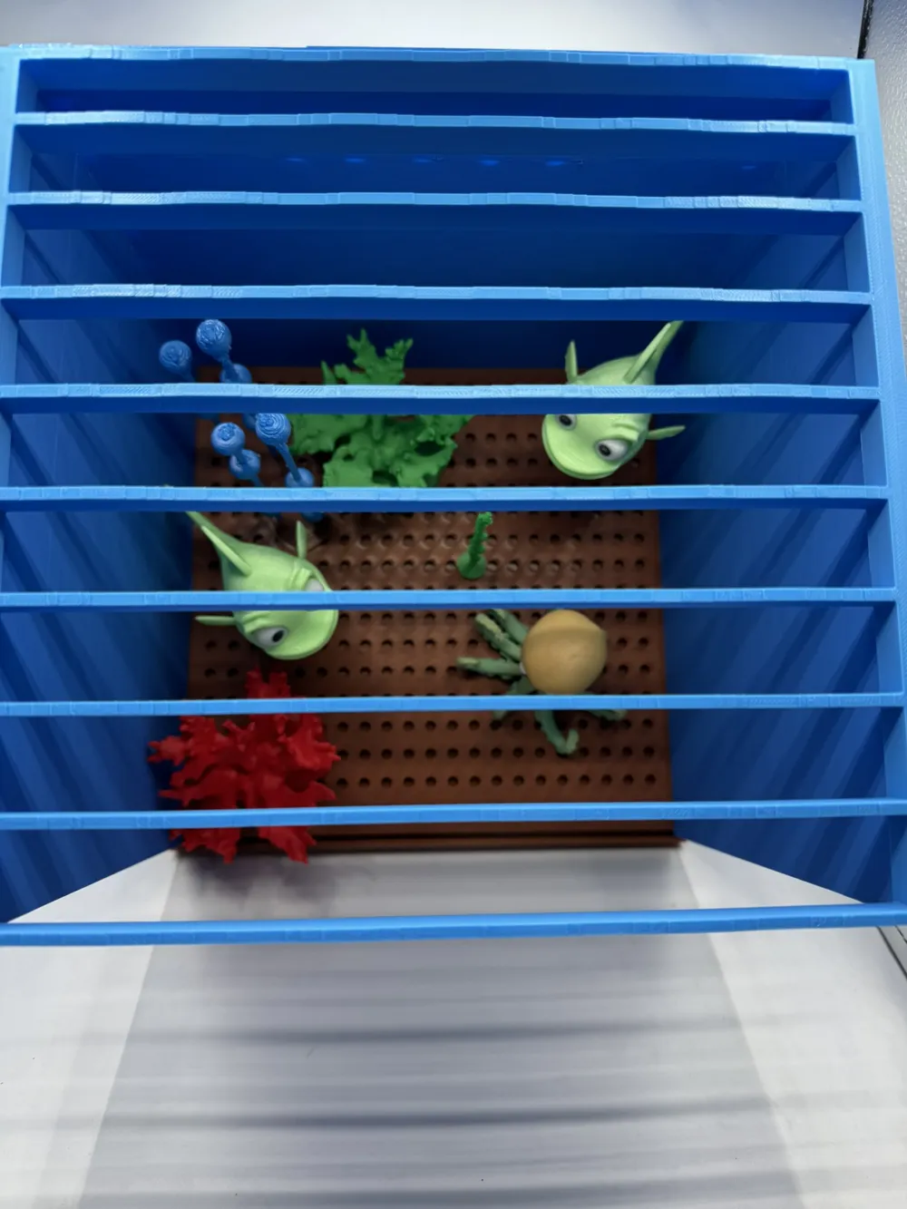 Fish Tank Series - Fish Tank - Free 3D Print Model - MakerWorld