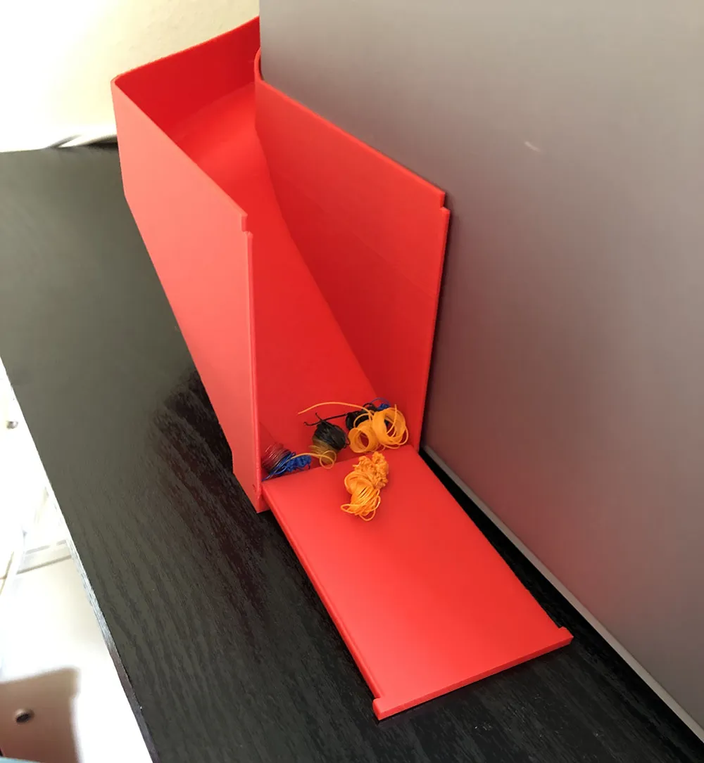 Bambu Lab X1C poop chute with door by stefanobaraldo1 - MakerWorld