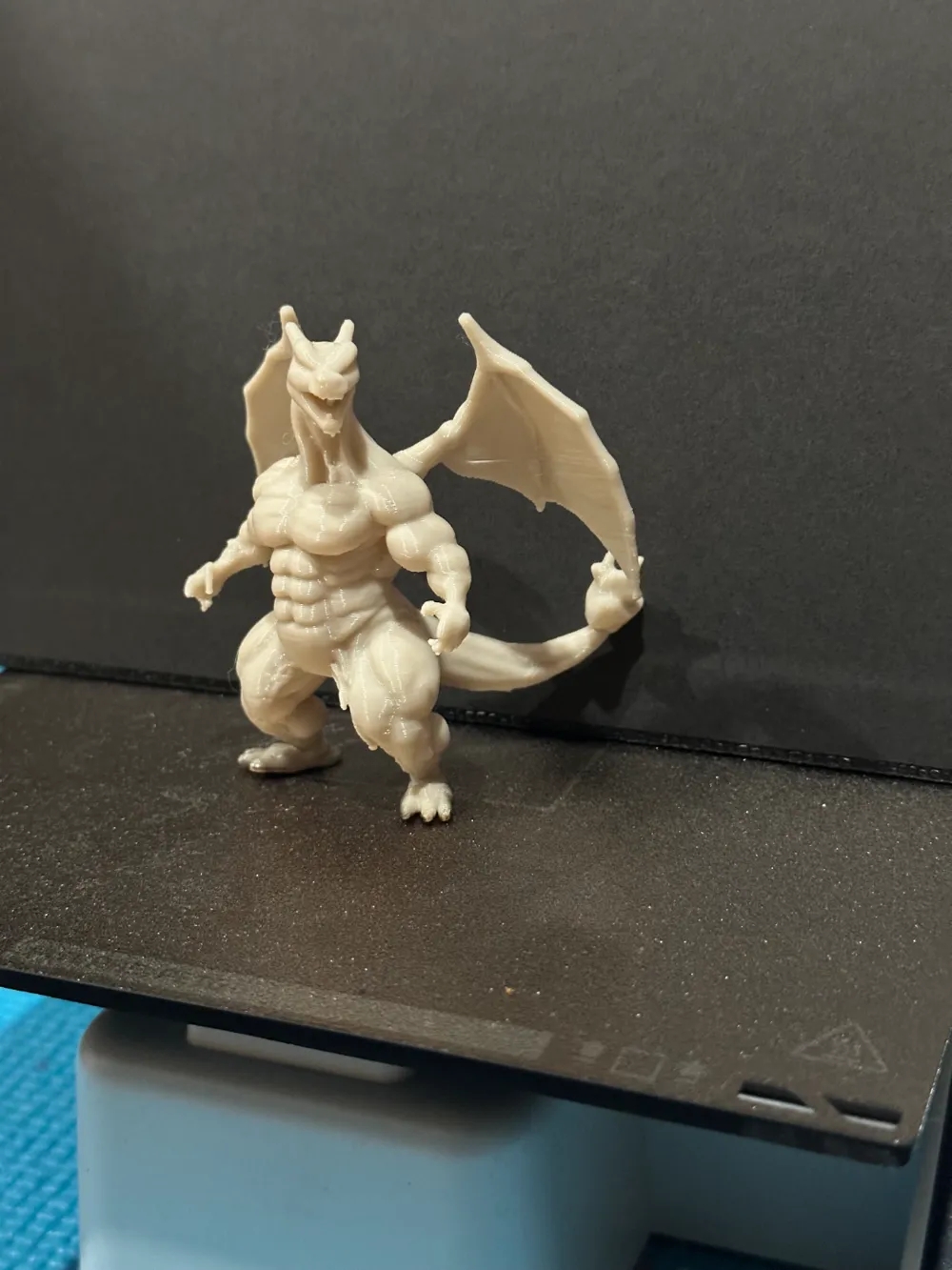 Charizard Level 100 by Varun MakerWorld: Download Free 3D Models