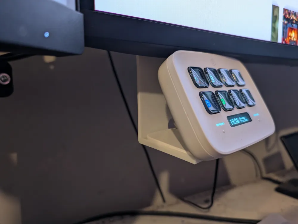 Streamdeck Neo Monitor Holder by Memsfan01 MakerWorld: Download Free 3D ...