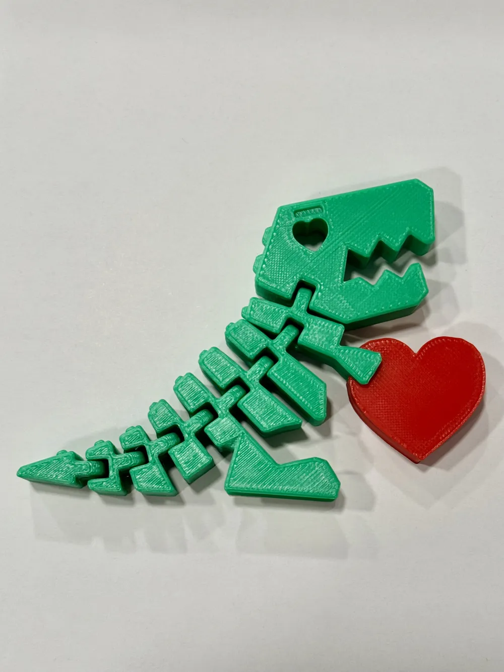 Flexi Rex With Heart For Valentine's Day - Free 3D Print Model - MakerWorld