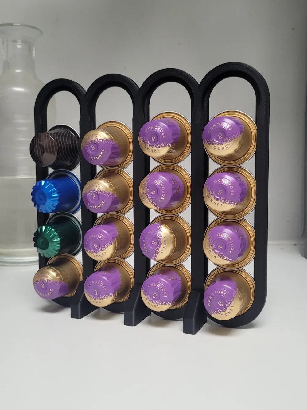 Capsule holder / stand by Chocopompom - MakerWorld