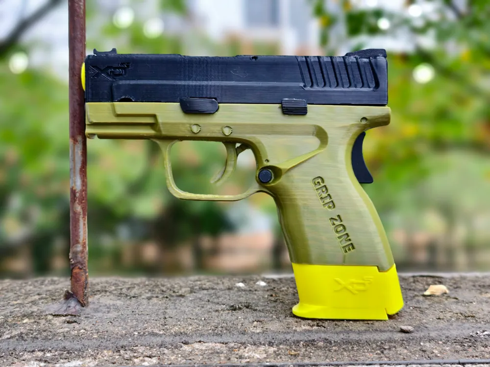 Springfield XD-s Pistol toy gun model - Free 3D Print Model - MakerWorld