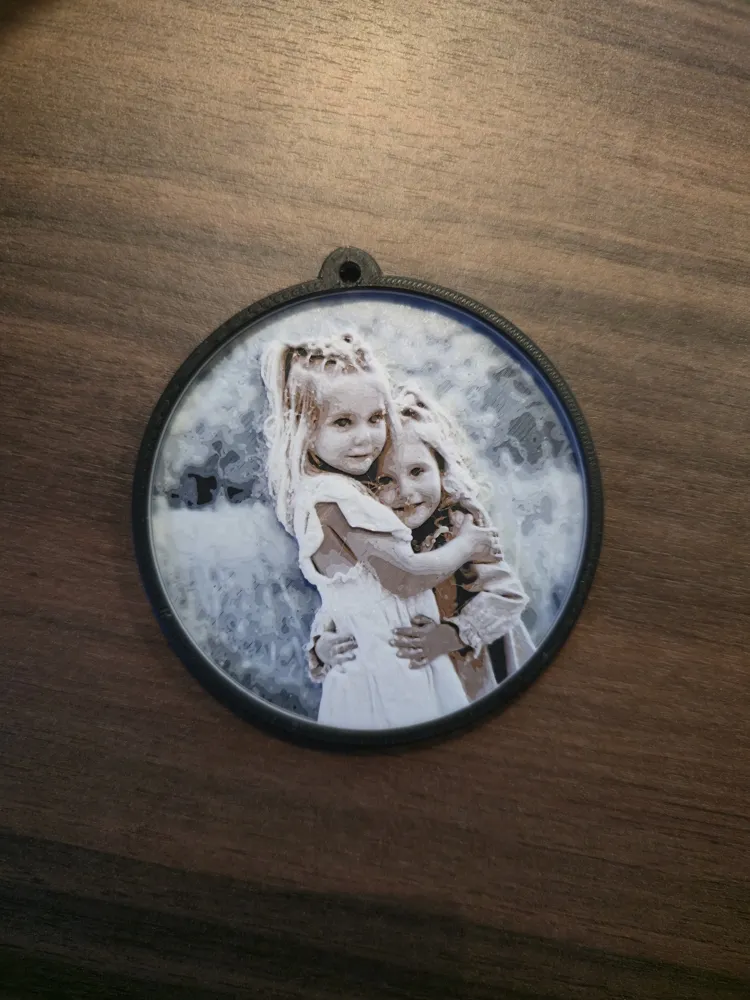 Chroma Canvas Ornament Frame by mientoro MakerWorld: Download Free 3D ...