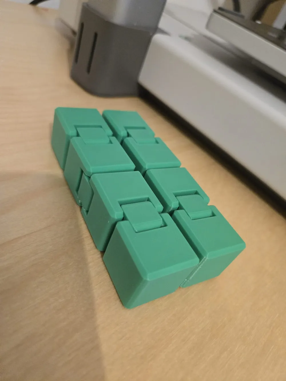 Endless Cube - Free 3D Print Model - MakerWorld