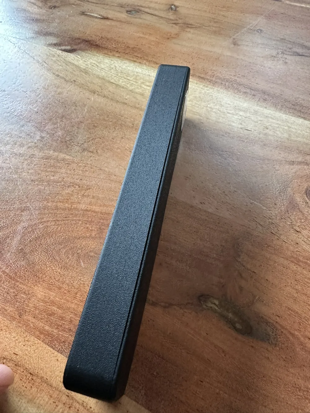 Sony Bravia Remote Airtag Case - Free 3D Print Model - MakerWorld