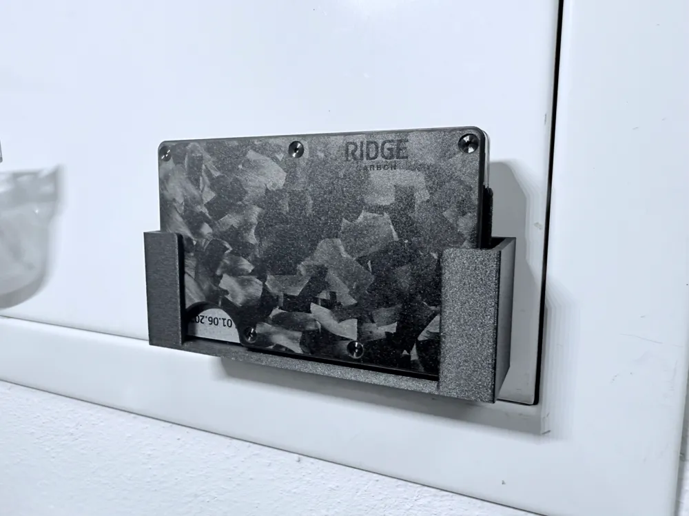 Ridge Wallet - Wall Mount - Free 3D Print Model - MakerWorld