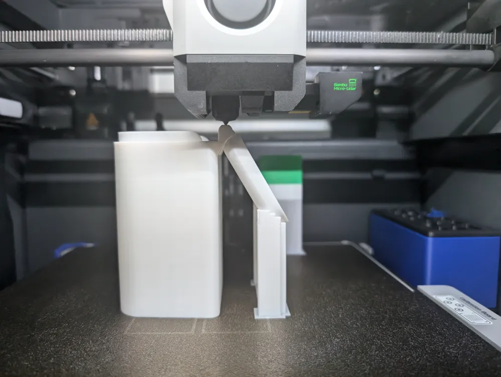 Mini Recycle Bin for your desk - print in place by Oddity3D MakerWorld ...