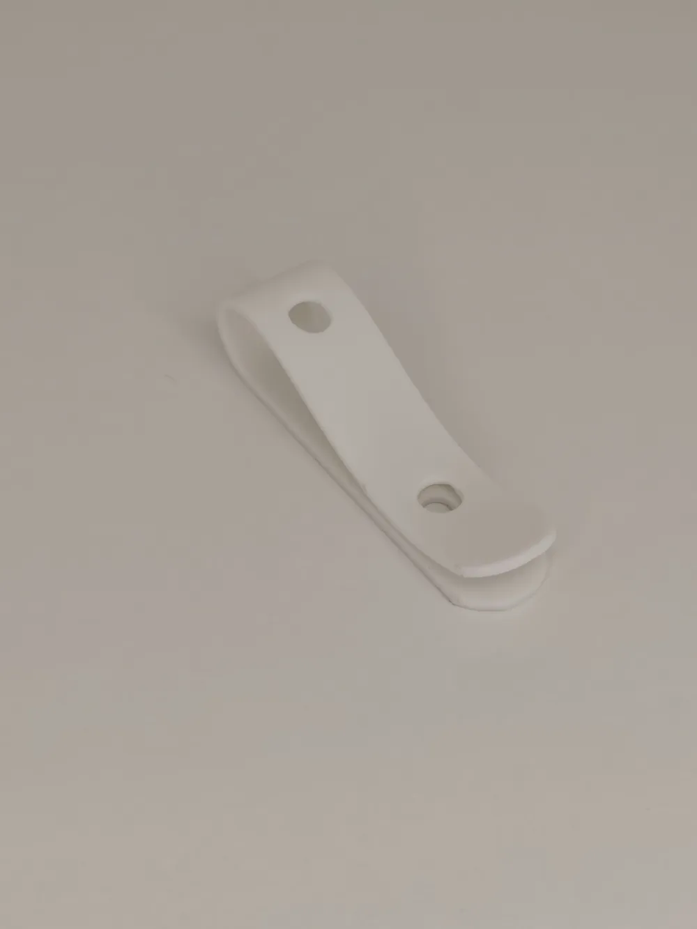 Under Desk Cable Holder 8 x 2 cm - Free 3D Print Model - MakerWorld