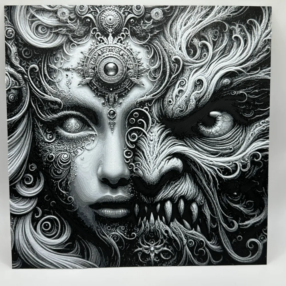 HueForge - Wall Art - "Two Faced" by Deltree3D - MakerWorld