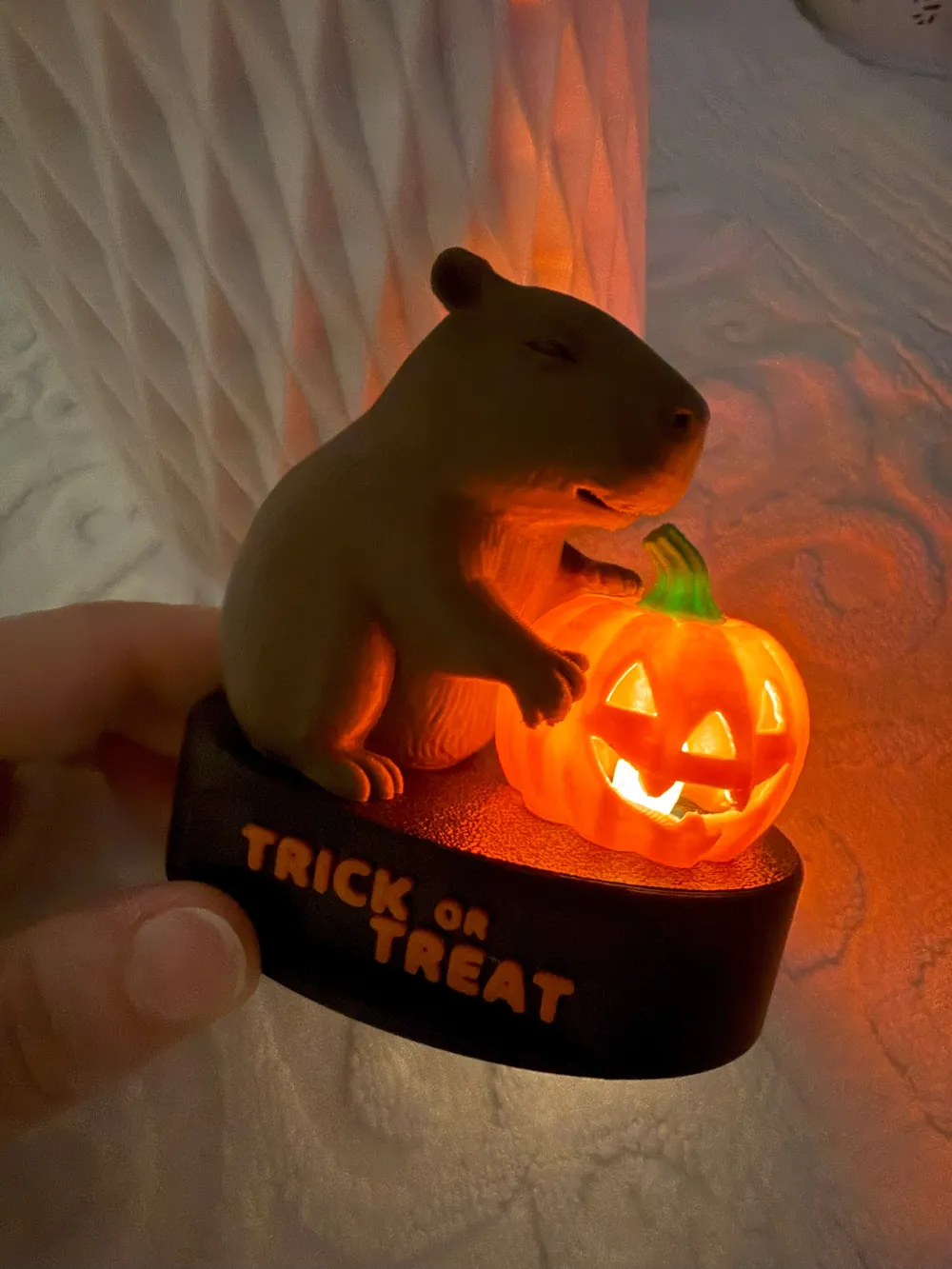 Halloween Capybara with Pumpkin by ViperWolf MakerWorld: Download Free ...