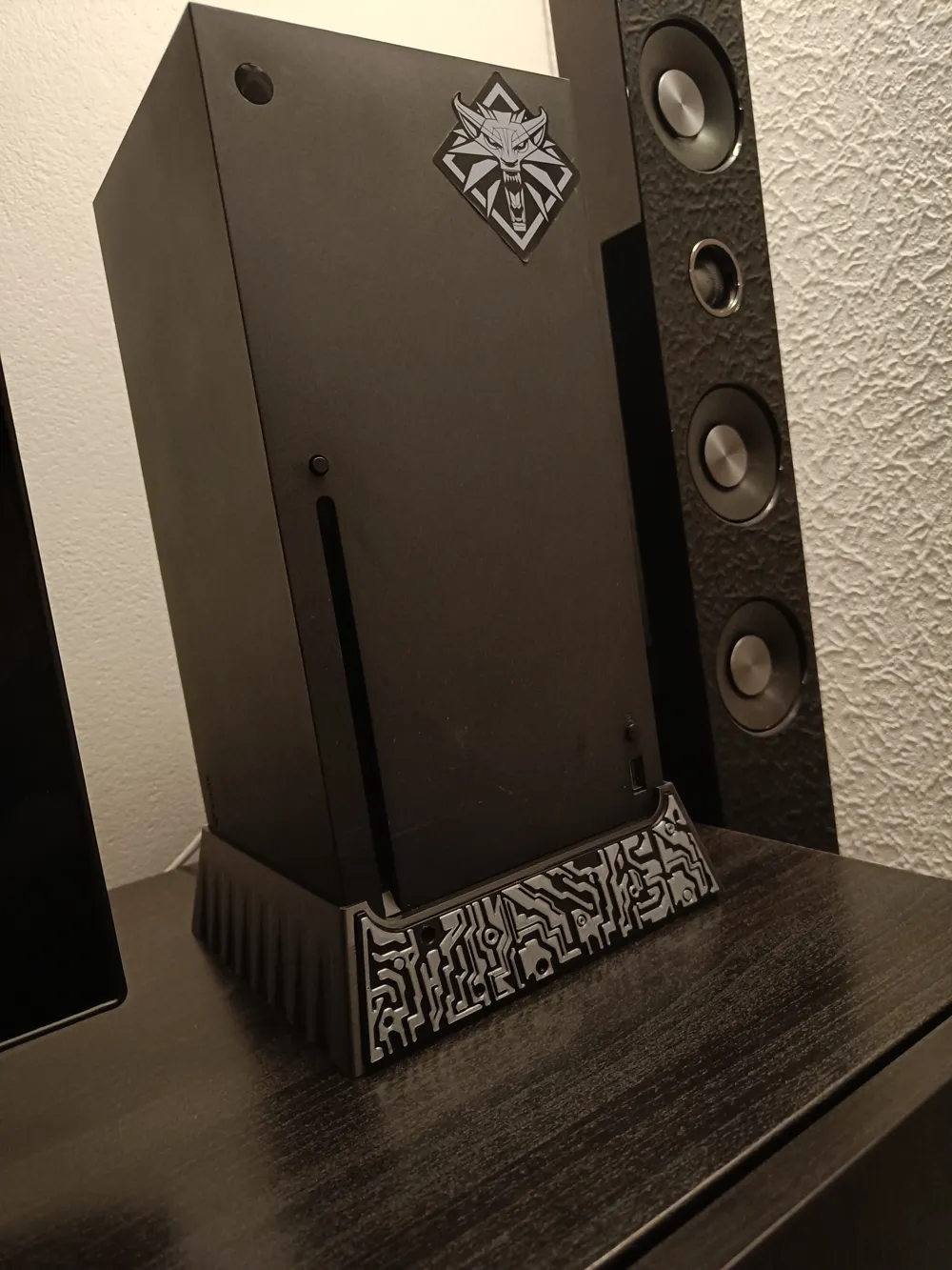Xbox Series X - Riser stand - Free 3D Print Model - MakerWorld