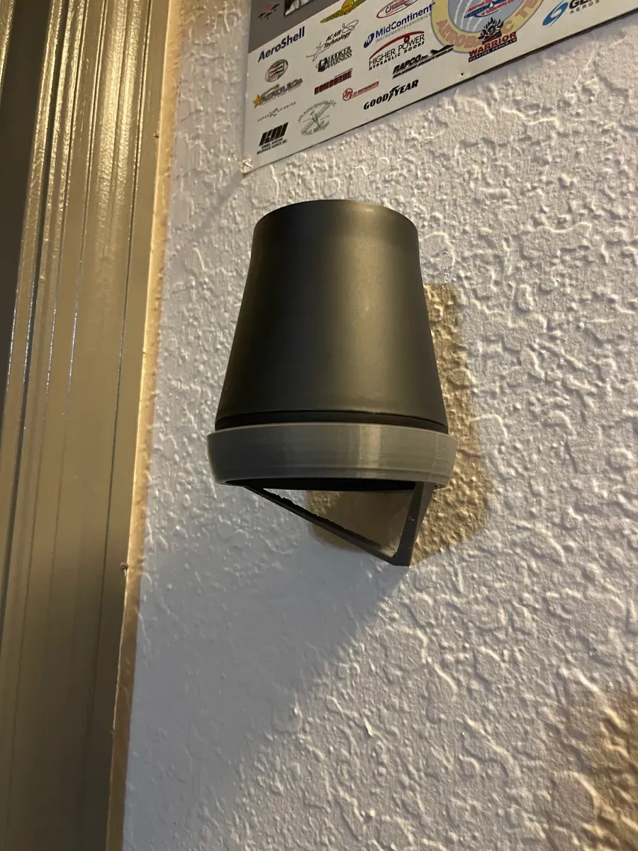 AirWick Essential Mist Wall Mount by Plane_guy172 - MakerWorld