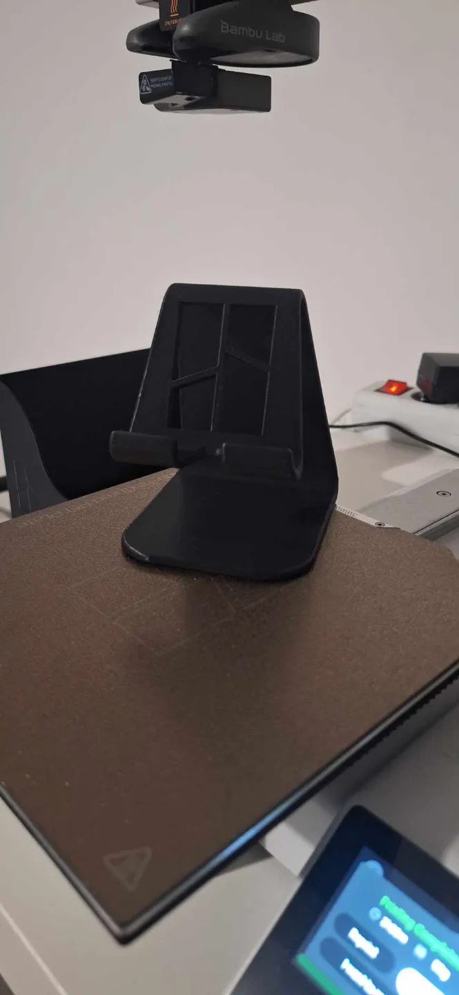 Bambu Lab Mobile phone stand by saintyura MakerWorld: Download Free 3D ...