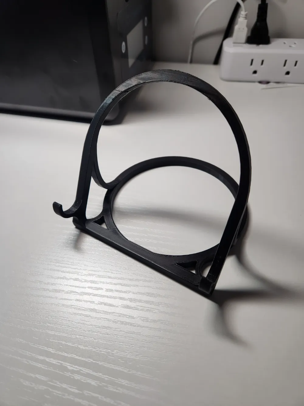 Tablet Stand by adammadott - MakerWorld