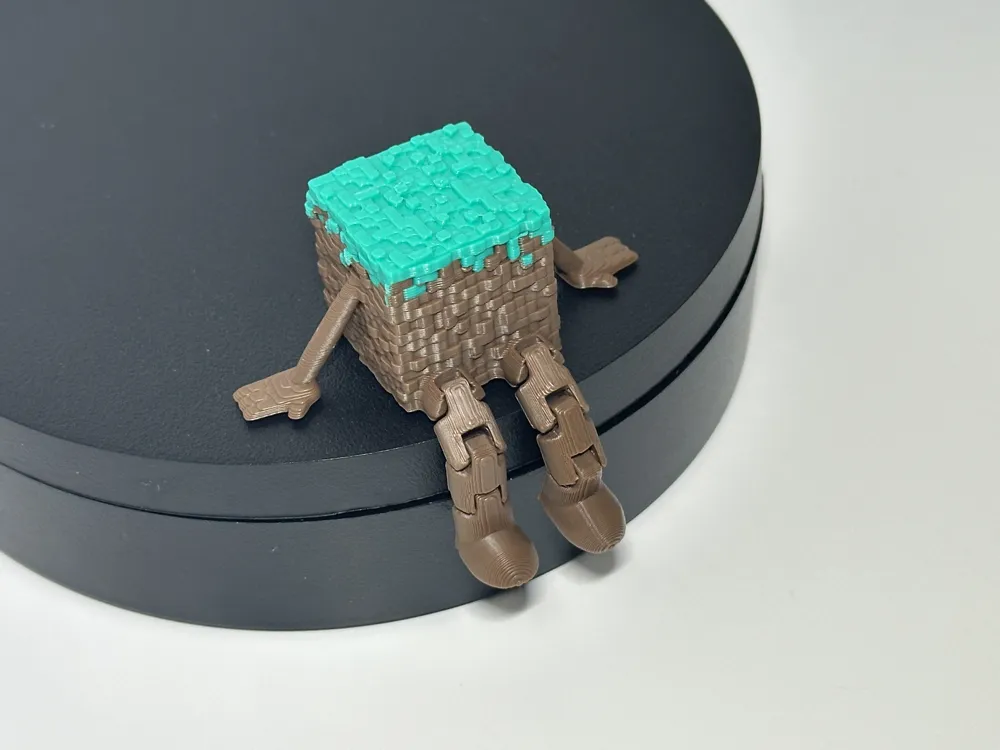 Articulated Minecraft Grass Block Buddy by NES 3D MakerWorld: Download ...