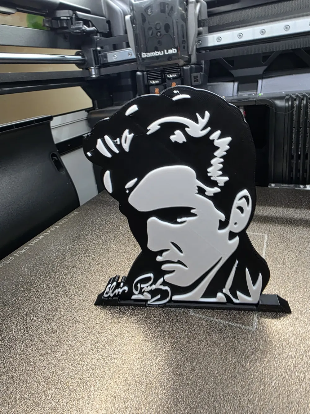 Elvis Presley Table Stand - Free 3D Print Model - MakerWorld