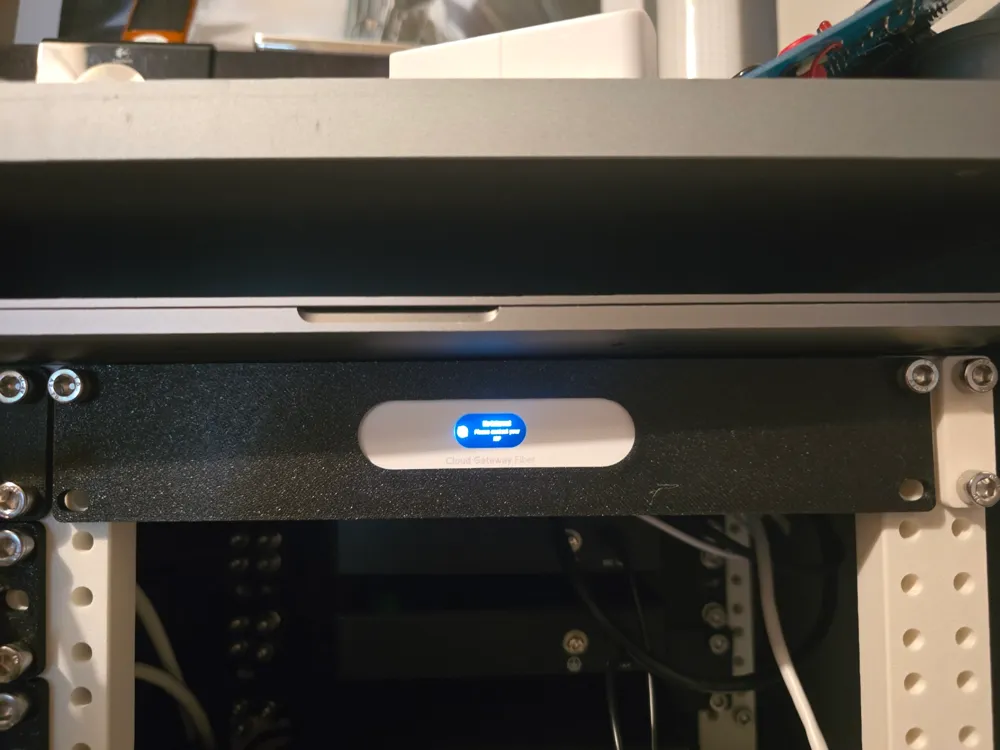 Unifi Cloud Gateway Fiber 10 inch rack 10" mount - Free 3D Print Model ...