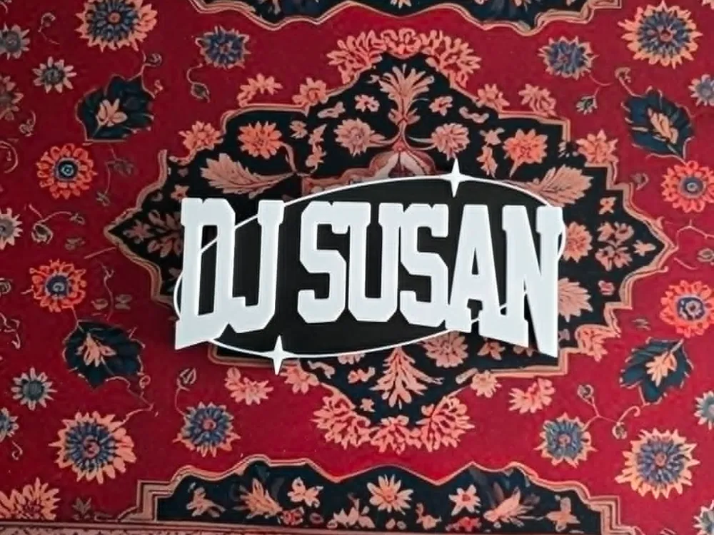 DJ Susan Pendant - Free 3D Print Model - MakerWorld