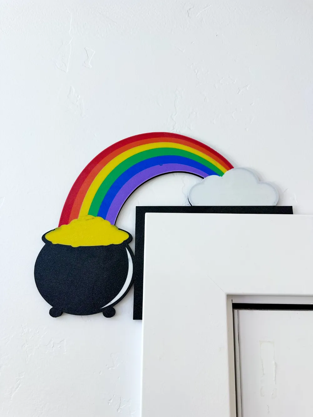 Pot O Gold Rainbow Door Corner by tpete390 - MakerWorld