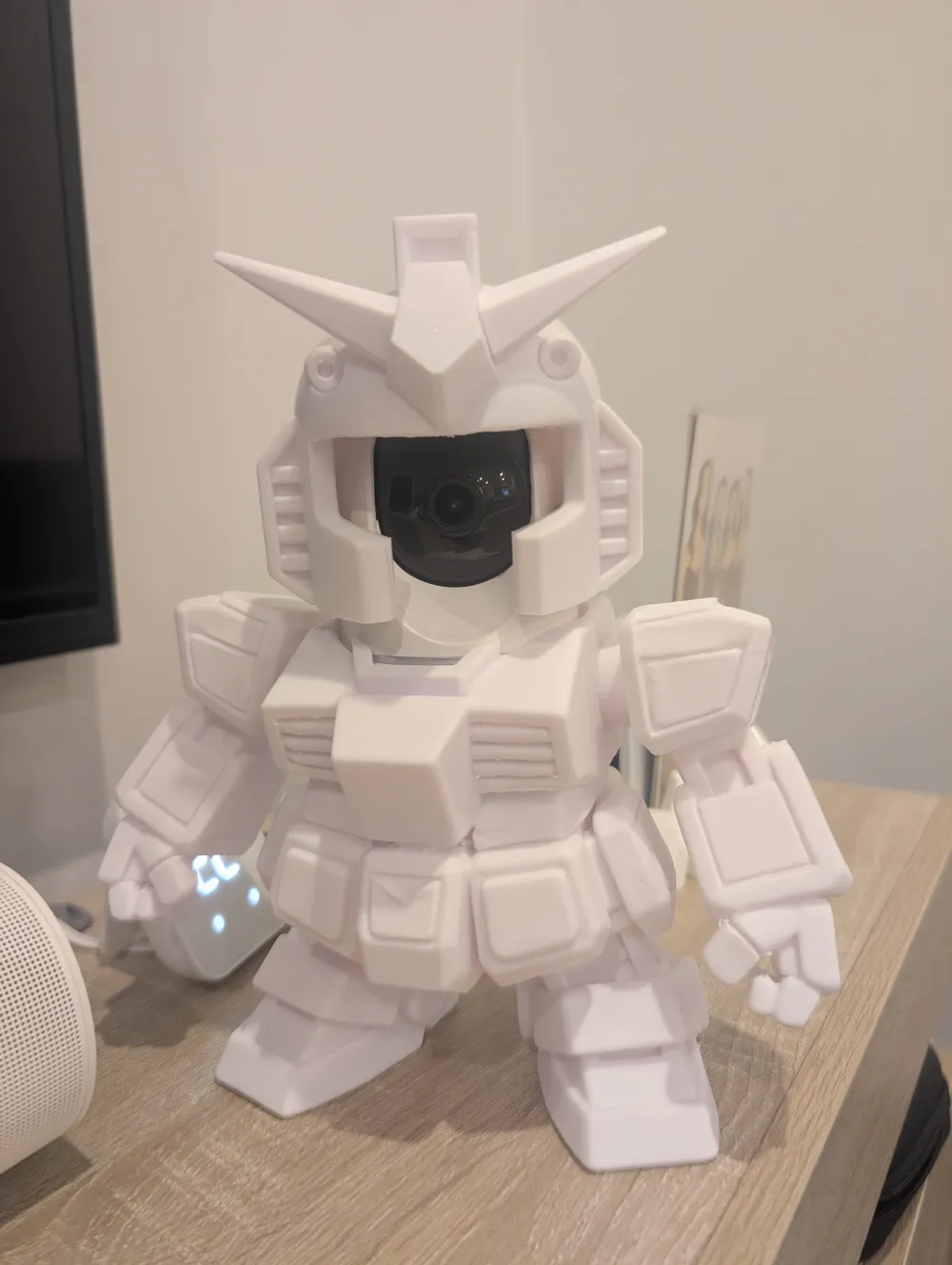 Gundam (RX-78) Camera Cover/Skin - Free 3D Print Model - MakerWorld