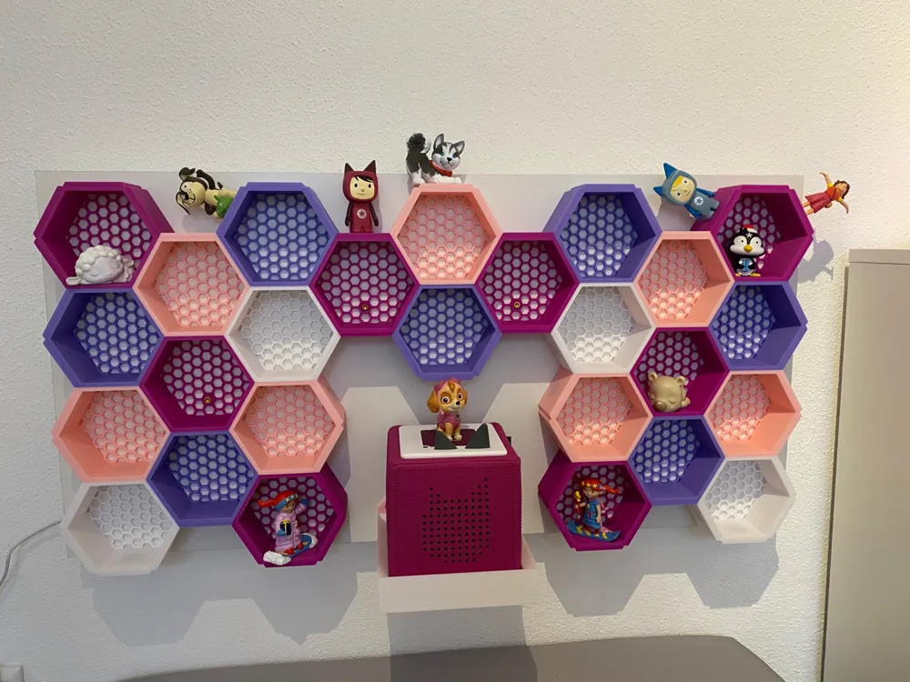 Prateleira para Figuras Magnéticas por WebsterMakerWorld: Baixe modelos ...