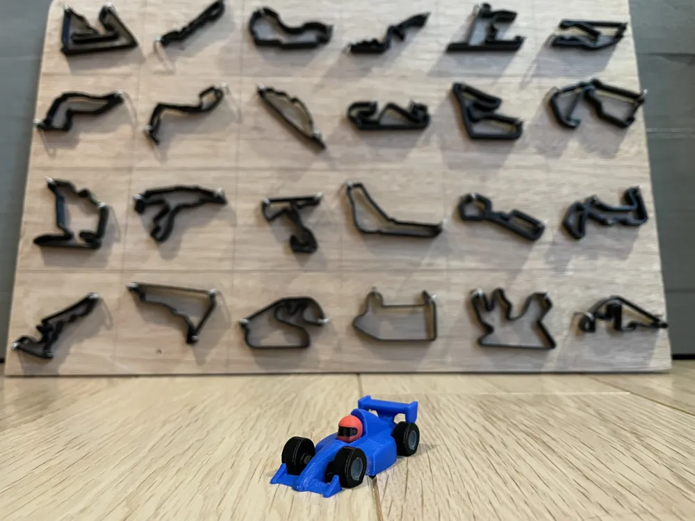 Multicolor cartoon looking f1 car (easy print) - Free 3D Print Model ...