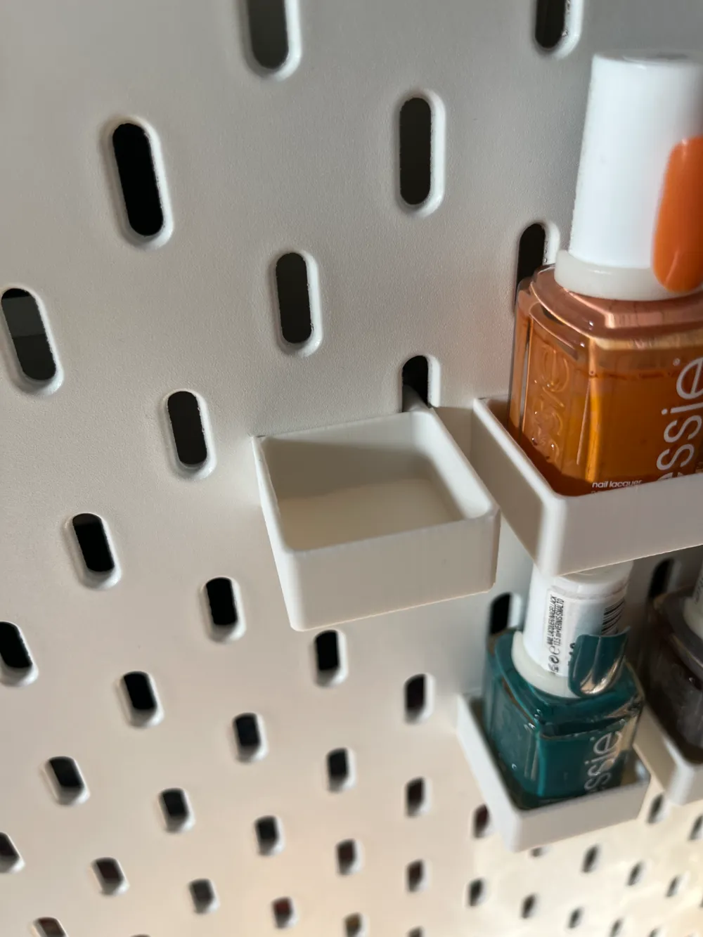 Ikea Skadis Nailpolish Holder (Essie, Kiko, P2) - Free 3D Print Model ...
