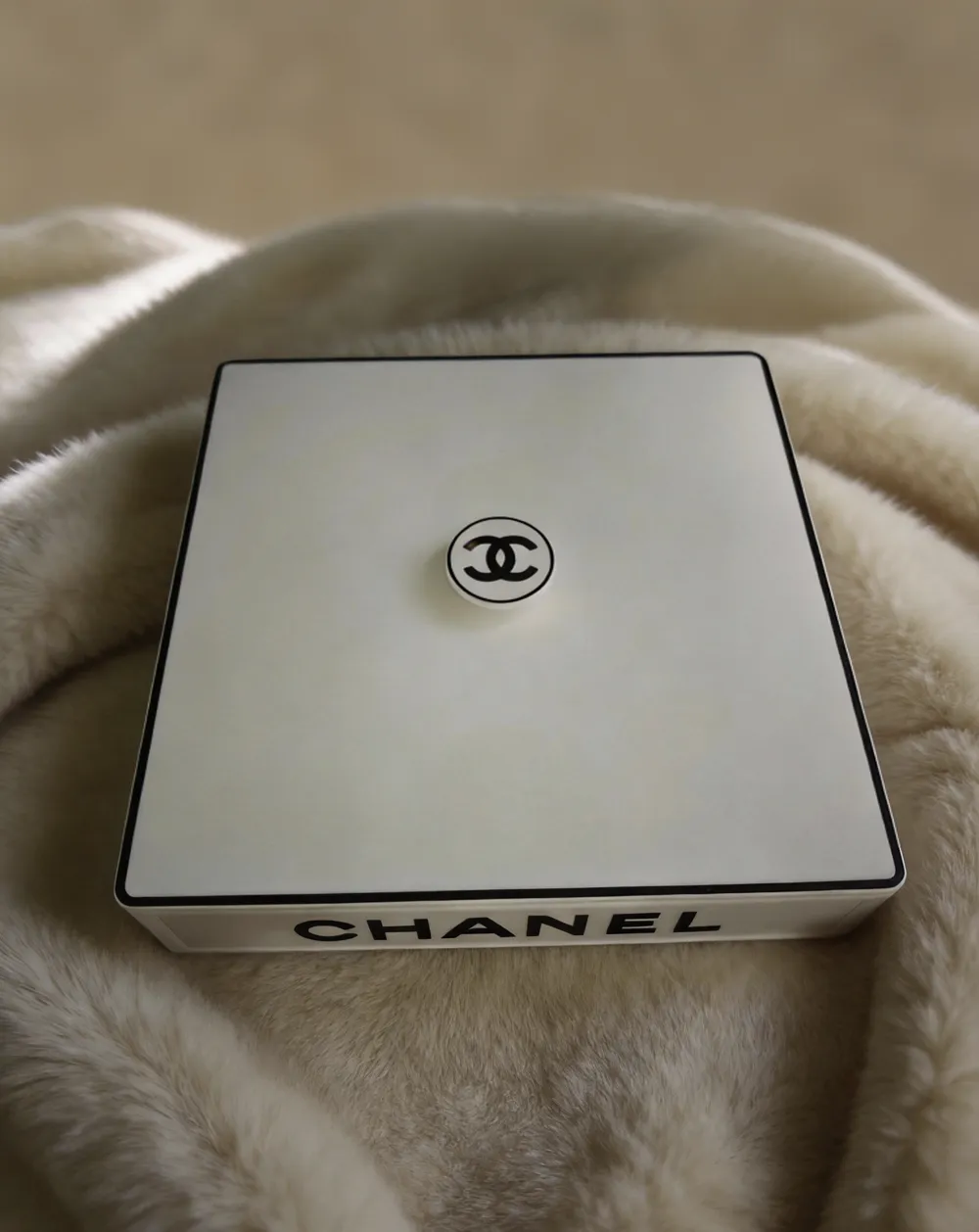 Chanel CHANEL Jewelry Storage Box / Square Model / Stackable - Free 3D ...