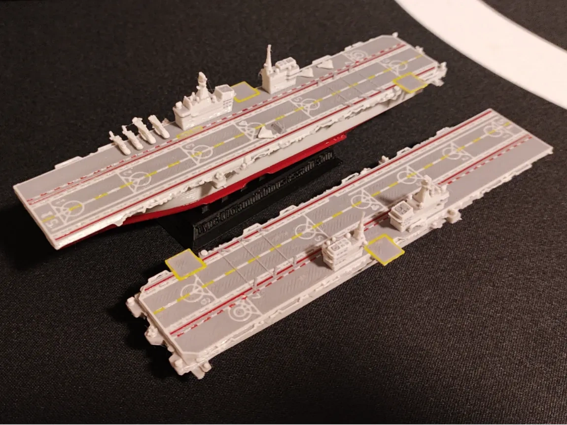 076 Type 076 amphibious assault ship launch commemorative edition 1: ...