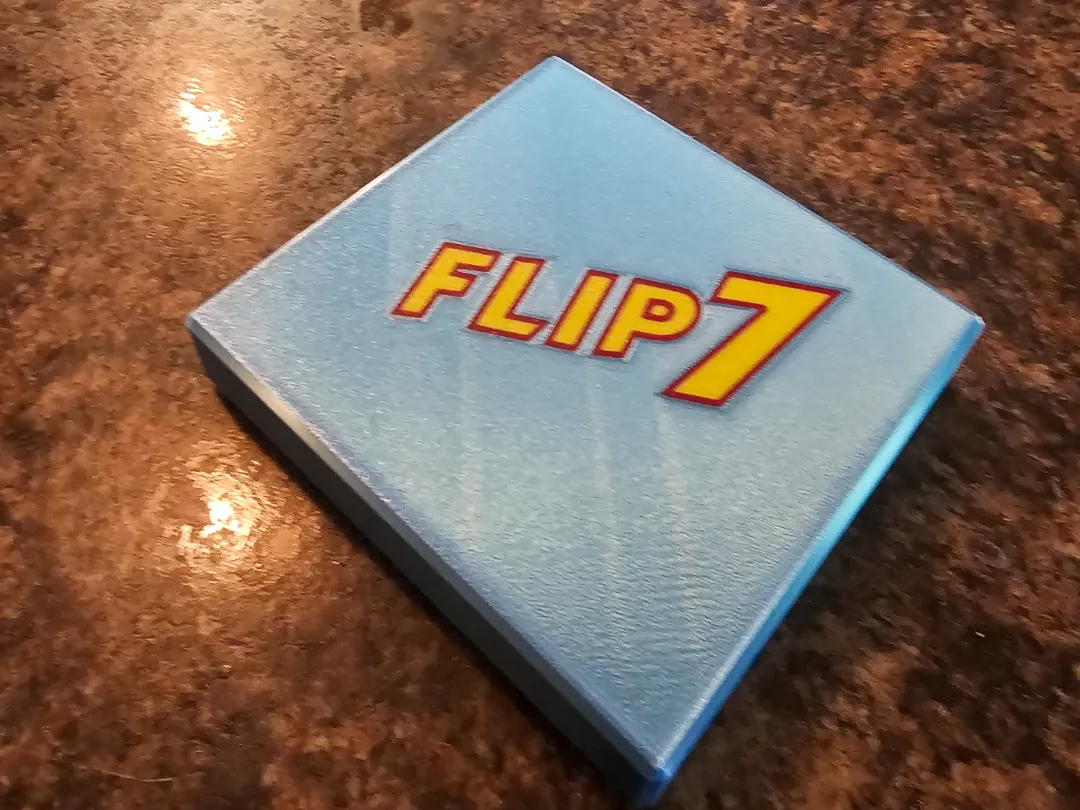 Flip 7 Box with Hit/Stay Tokens - Free 3D Print Model - MakerWorld