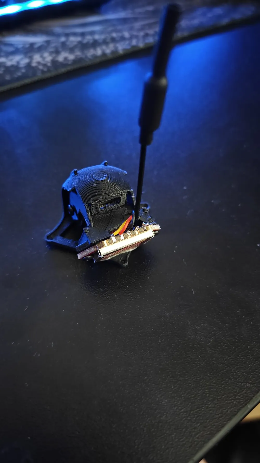 Soporte Zeus para Whoop - Modelo de impresión 3D gratuito - MakerWorld