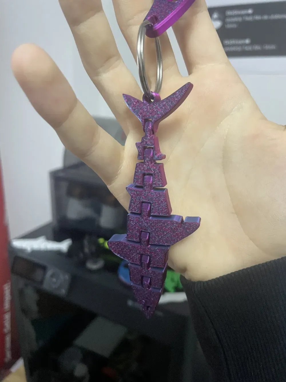 cute little articulated shark keychain by KON(LAB) MakerWorld: Download ...