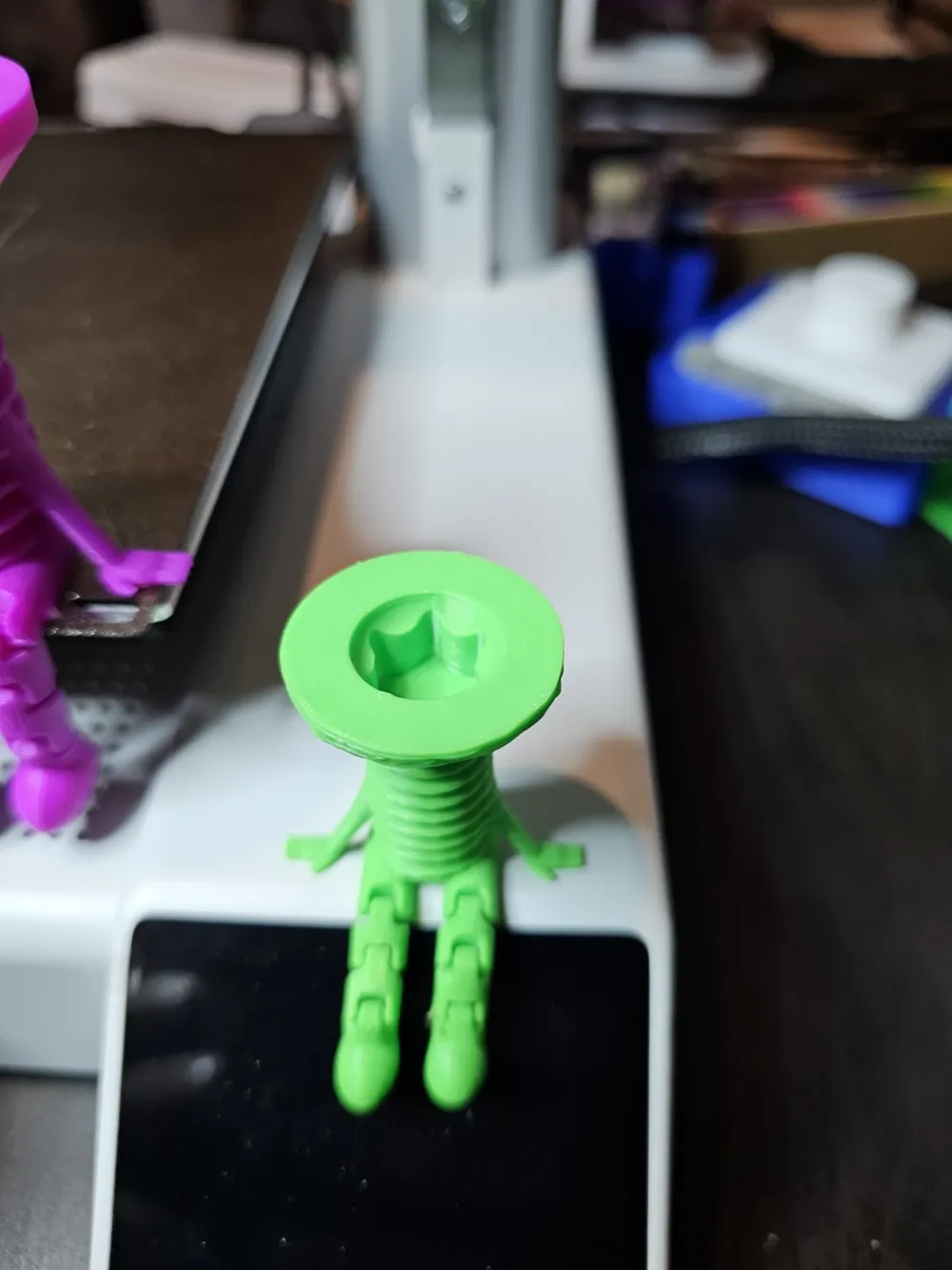 Screw Guy - Desk Buddy Torx - Free 3D Print Model - MakerWorld