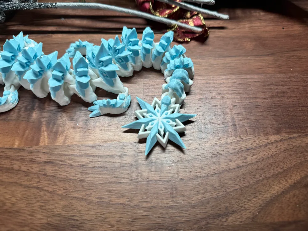 Articulated Snowflake Dragon - By Vixvvo3D by Vixvvo3D - MakerWorld