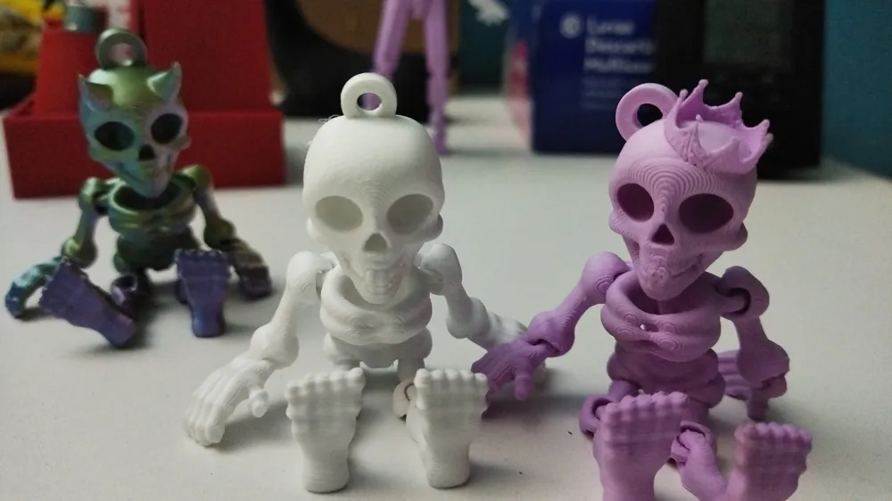 Porte-clés squelette flexible souriant par MiguelJasus MakerWorld ...