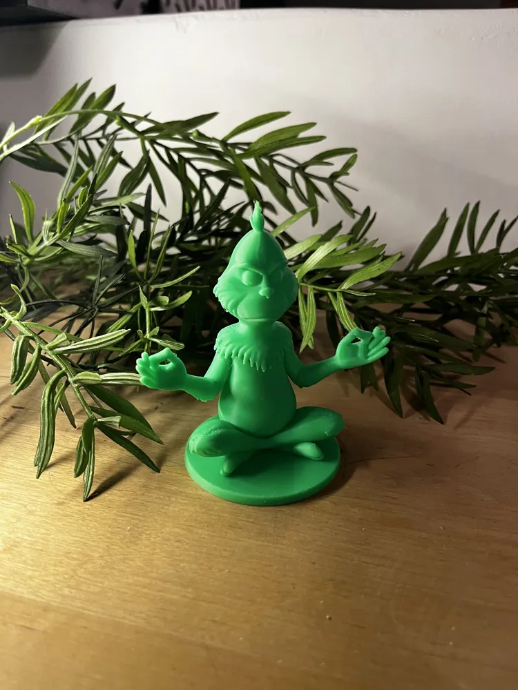 Meditating Grinch Statue for christmas decoration - Free 3D Print Model ...