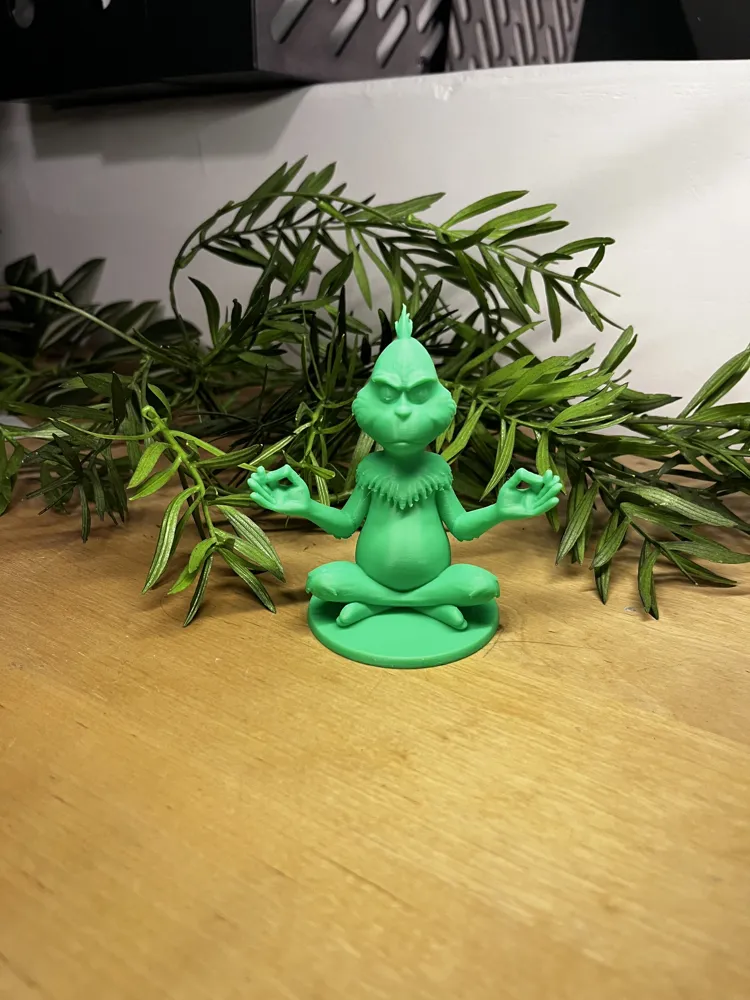 Meditating Grinch Statue for christmas decoration - Free 3D Print Model ...