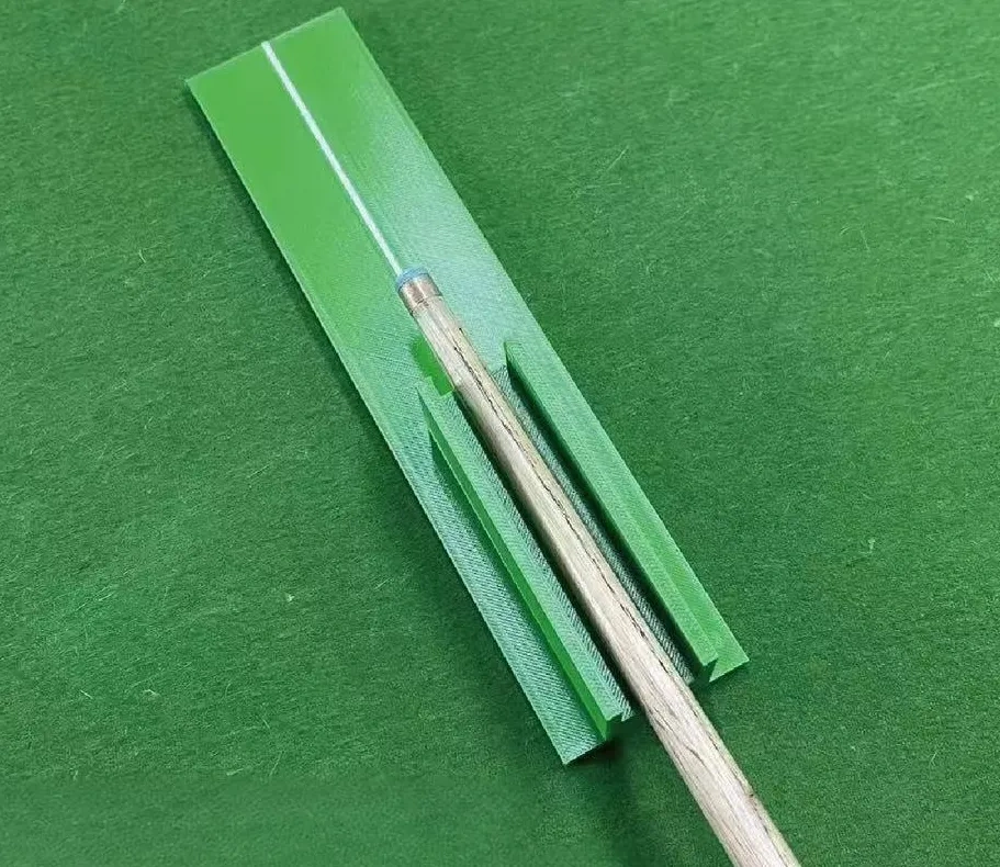 Billiards stance, cueing, and sight correction three-in-one aid by ...