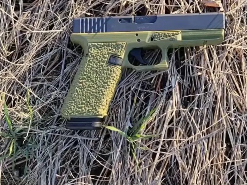 glock 17 gen 3 brick texture - Free 3D Print Model - MakerWorld