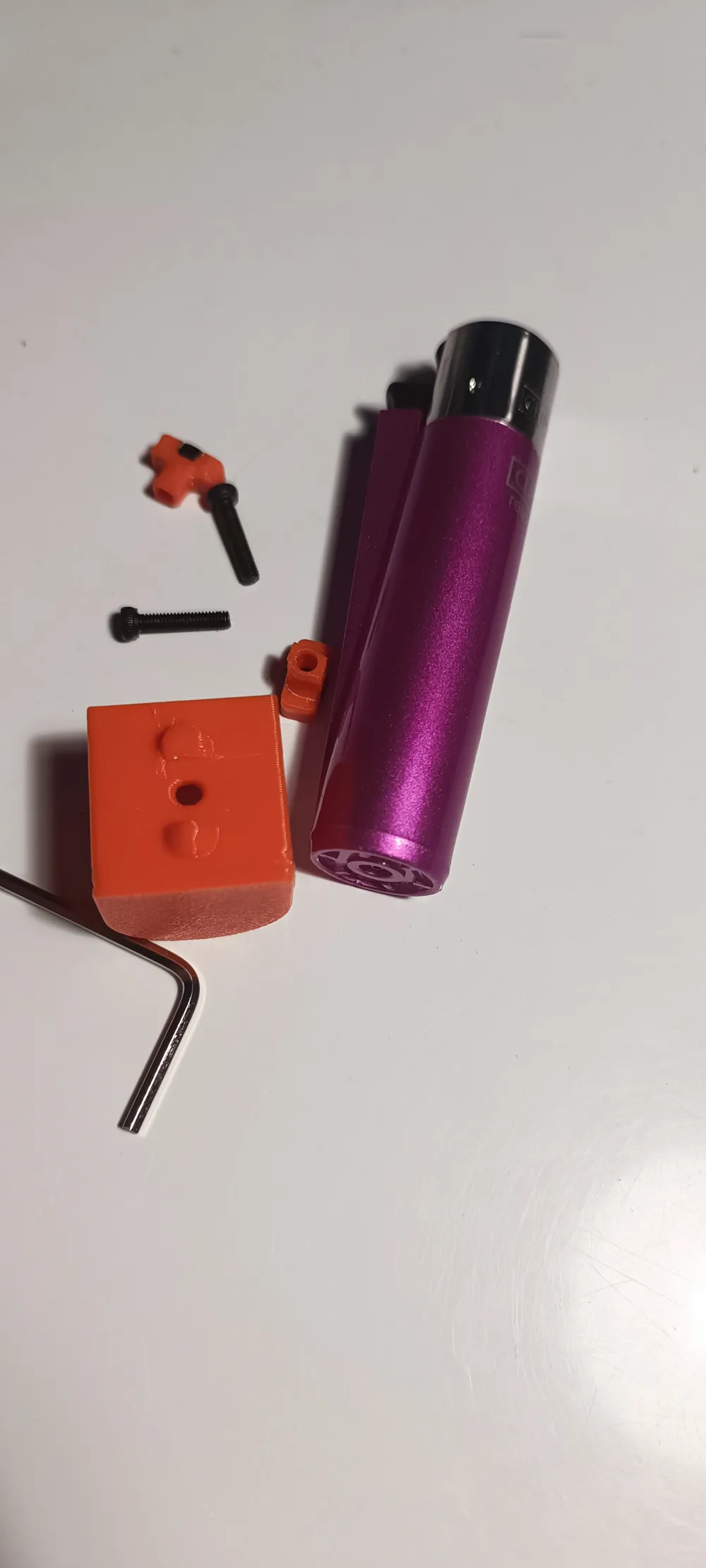 Clipper lighter skadis mount - T Nut system by GiorgioMiglia - MakerWorld