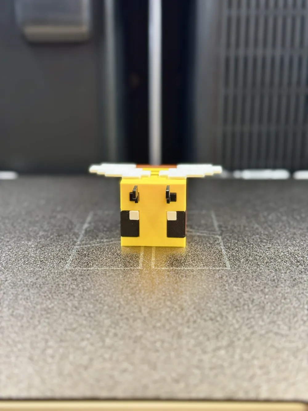 Minecraft Bee by Z3D Design MakerWorld: Download Free 3D Models