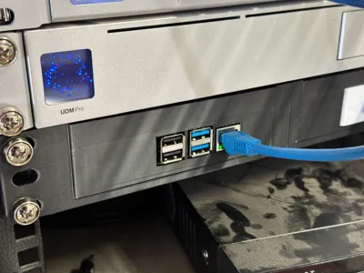 RackMod 1U Raspberry Pi 4 Module Remixed by 3.KniGHt.cZ MakerWorld ...